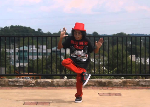 Look At This Guy Dancing To Dubstep In An Amazing Way